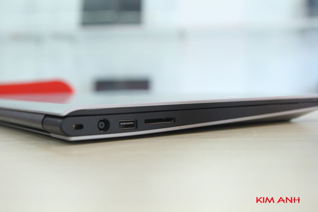 Laptop cũ Dell N5557 Core i5-6200U RAM 8GB SSD 256GB VGA 2gb 15.6" HD